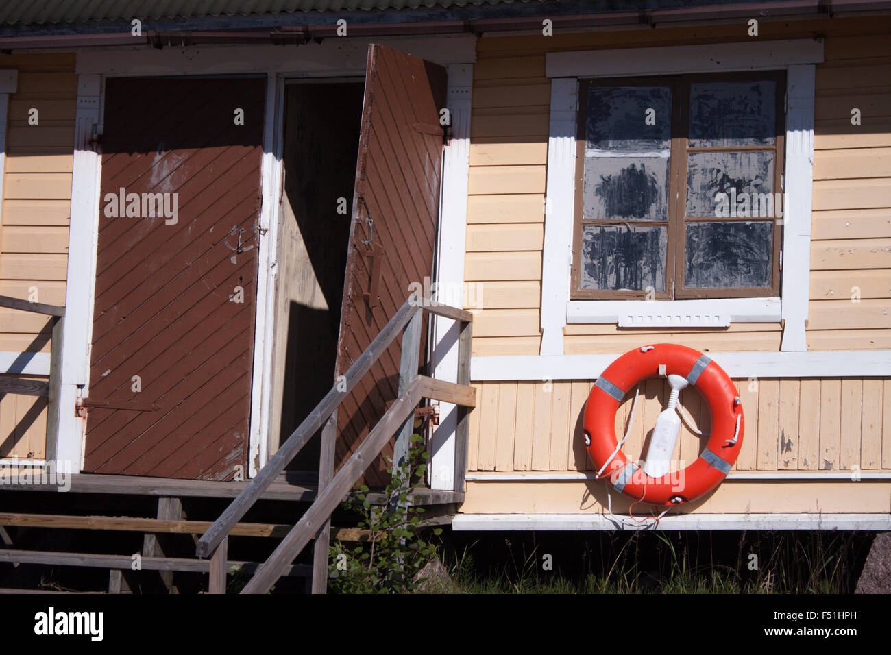 Old lifeguard hi-res stock photography and images - Alamy
