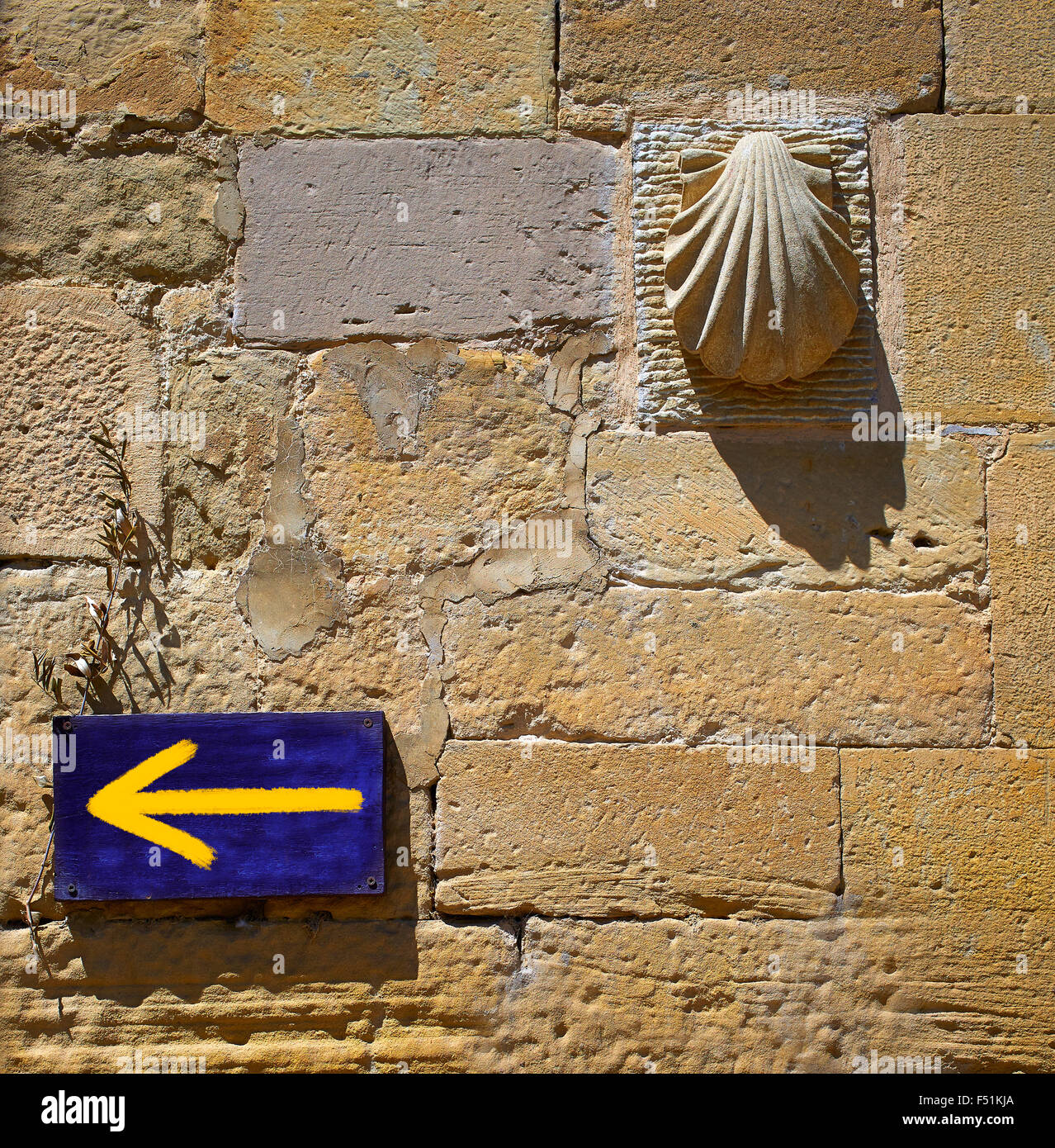 The way of Saint James arrow and shell sign at Granon in La Rioja ...