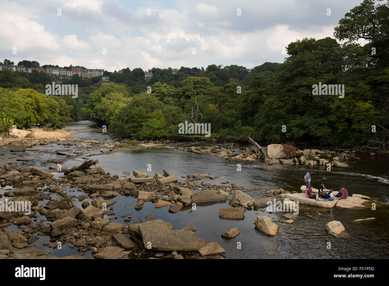 River swale richmond town yorkshire rivers hi-res stock photography and ...