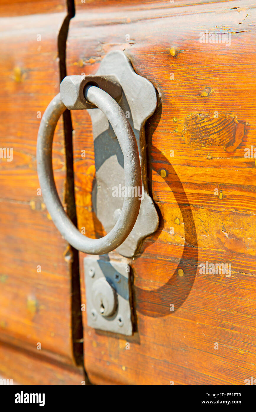 europe old in italy antique close brown door and rusty lock closeup ...