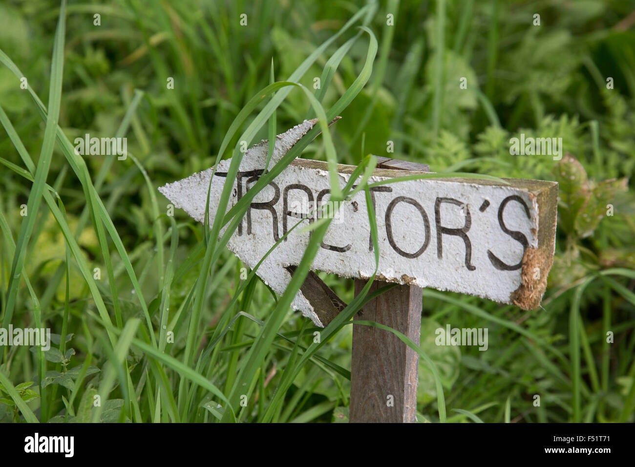 Sign for tractors. Hambleton Hills, Yorkshire, England, UK Stock Photo ...