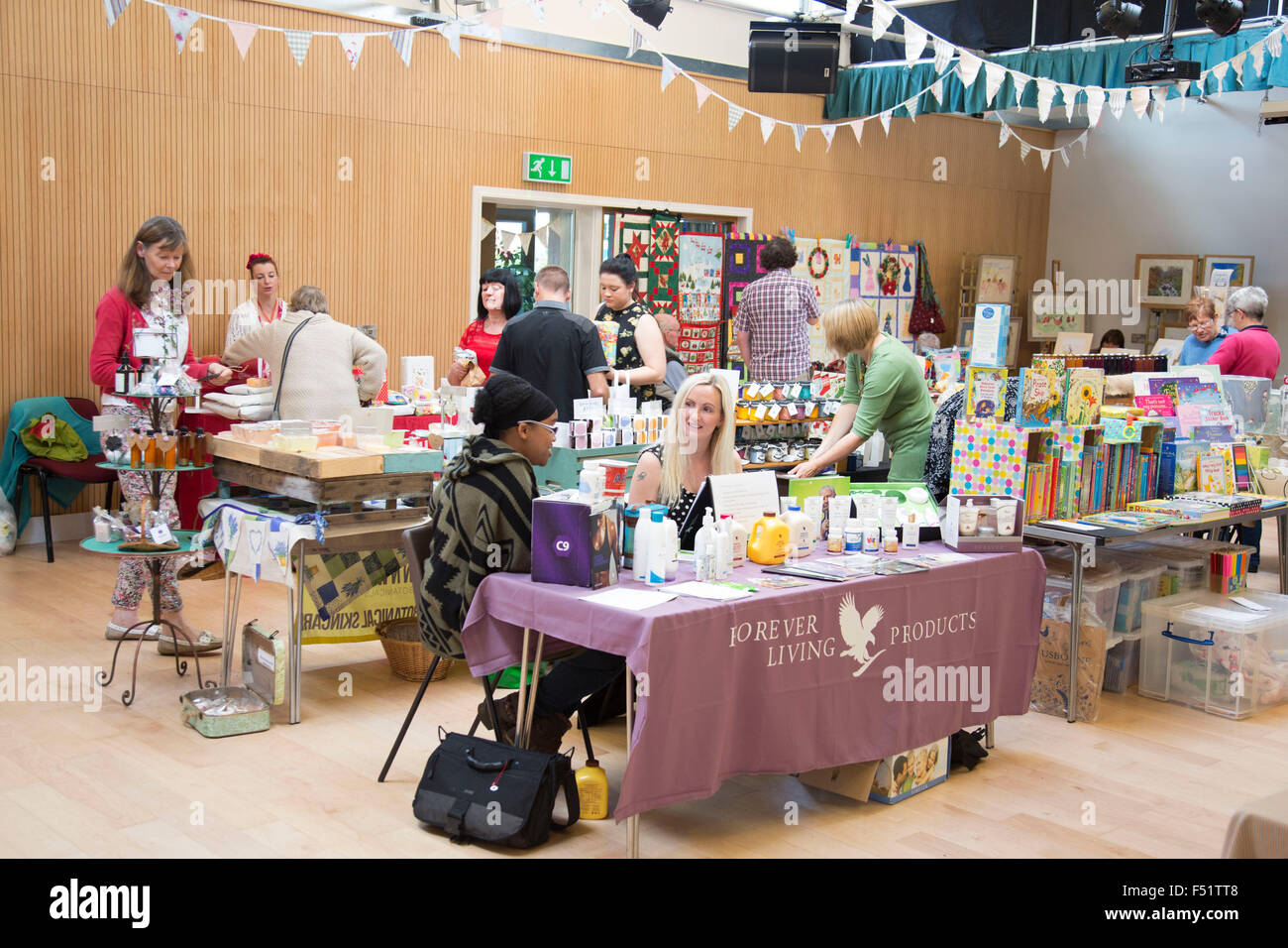 English village community hall hi-res stock photography and images - Alamy
