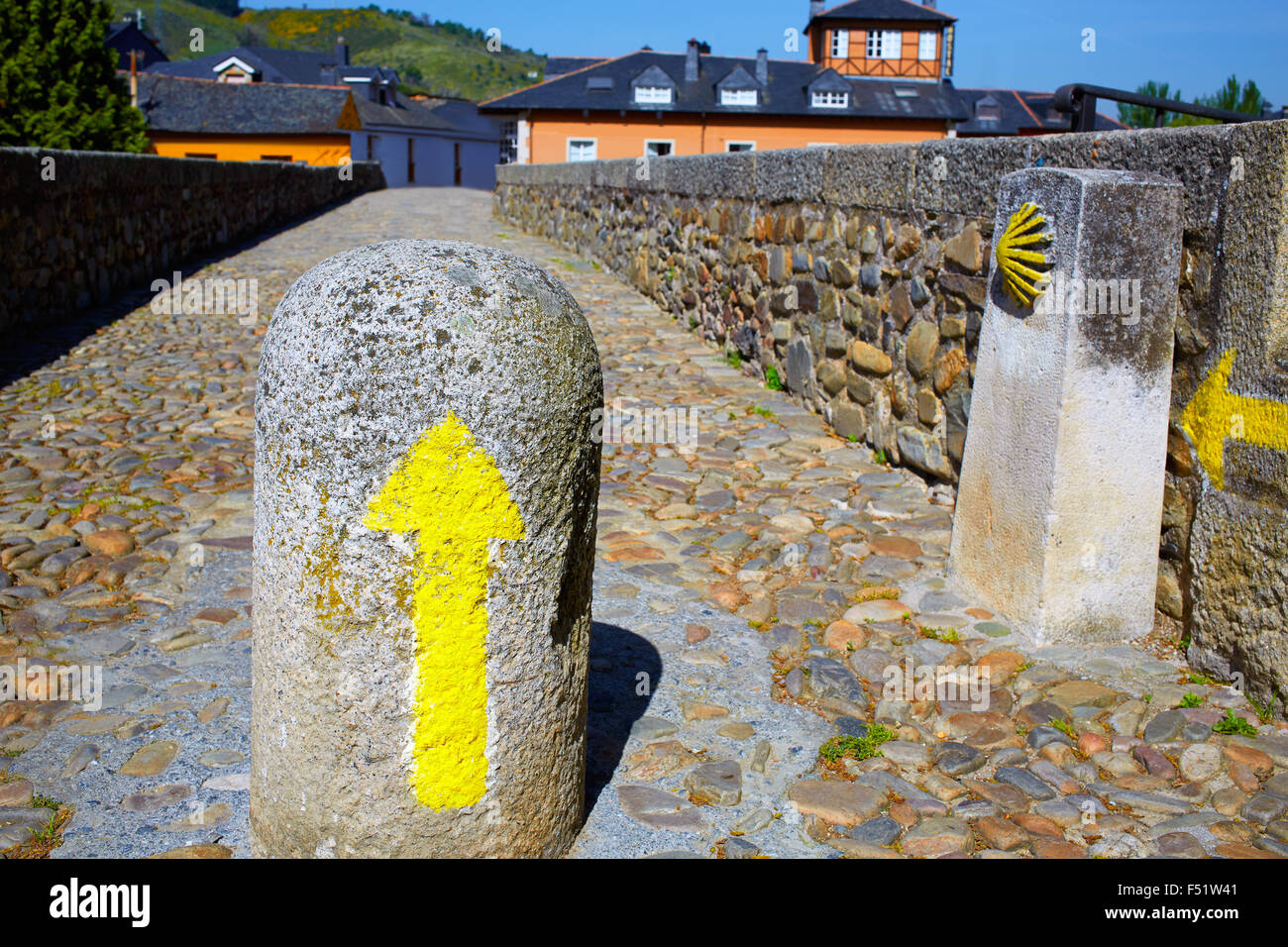 Saint james way symbol hi-res stock photography and images - Alamy