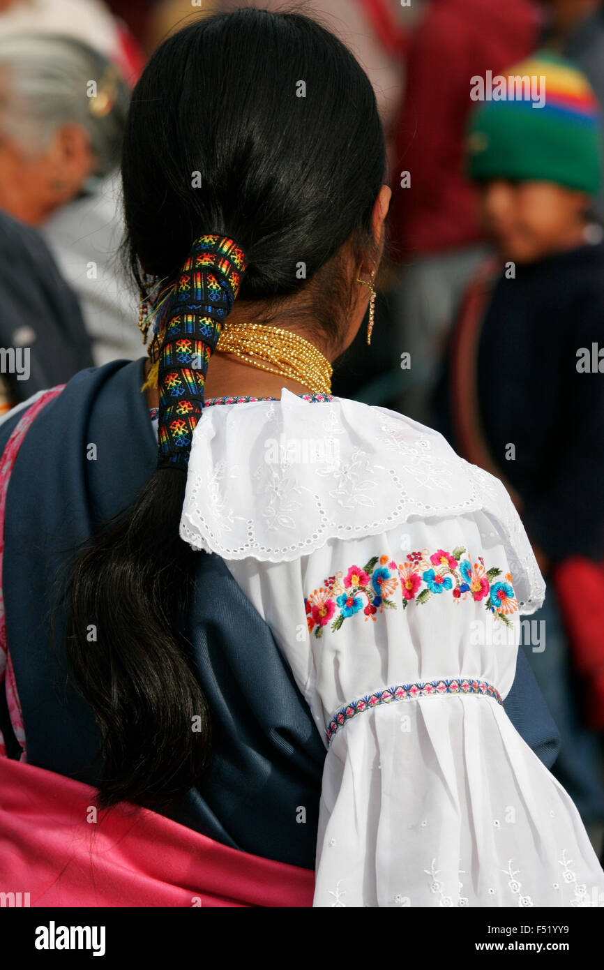 Traditional costume ecuador hi-res stock photography and images - Alamy