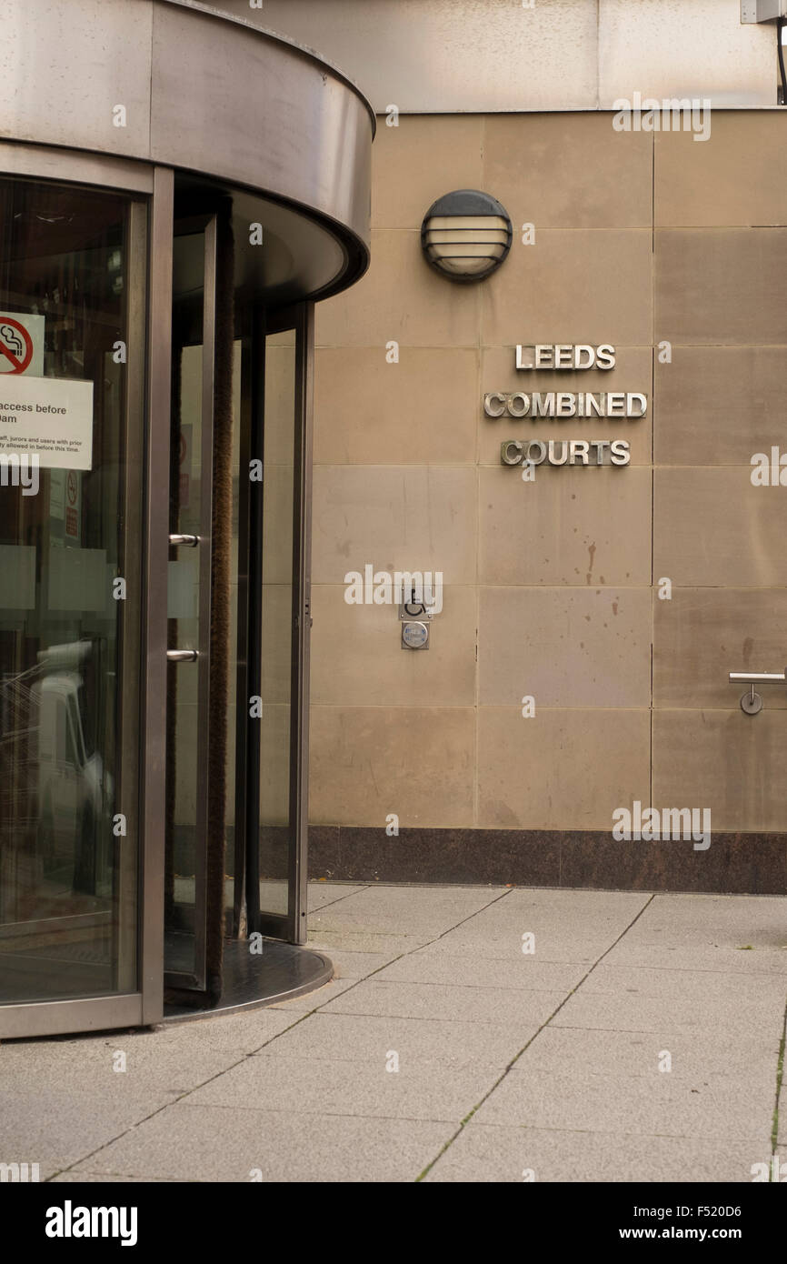 Combined court center hi-res stock photography and images - Alamy