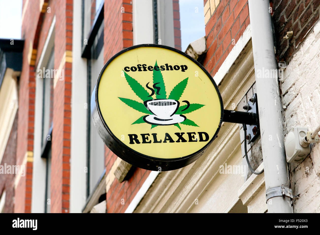 Coffee sing hi-res stock photography and images - Alamy