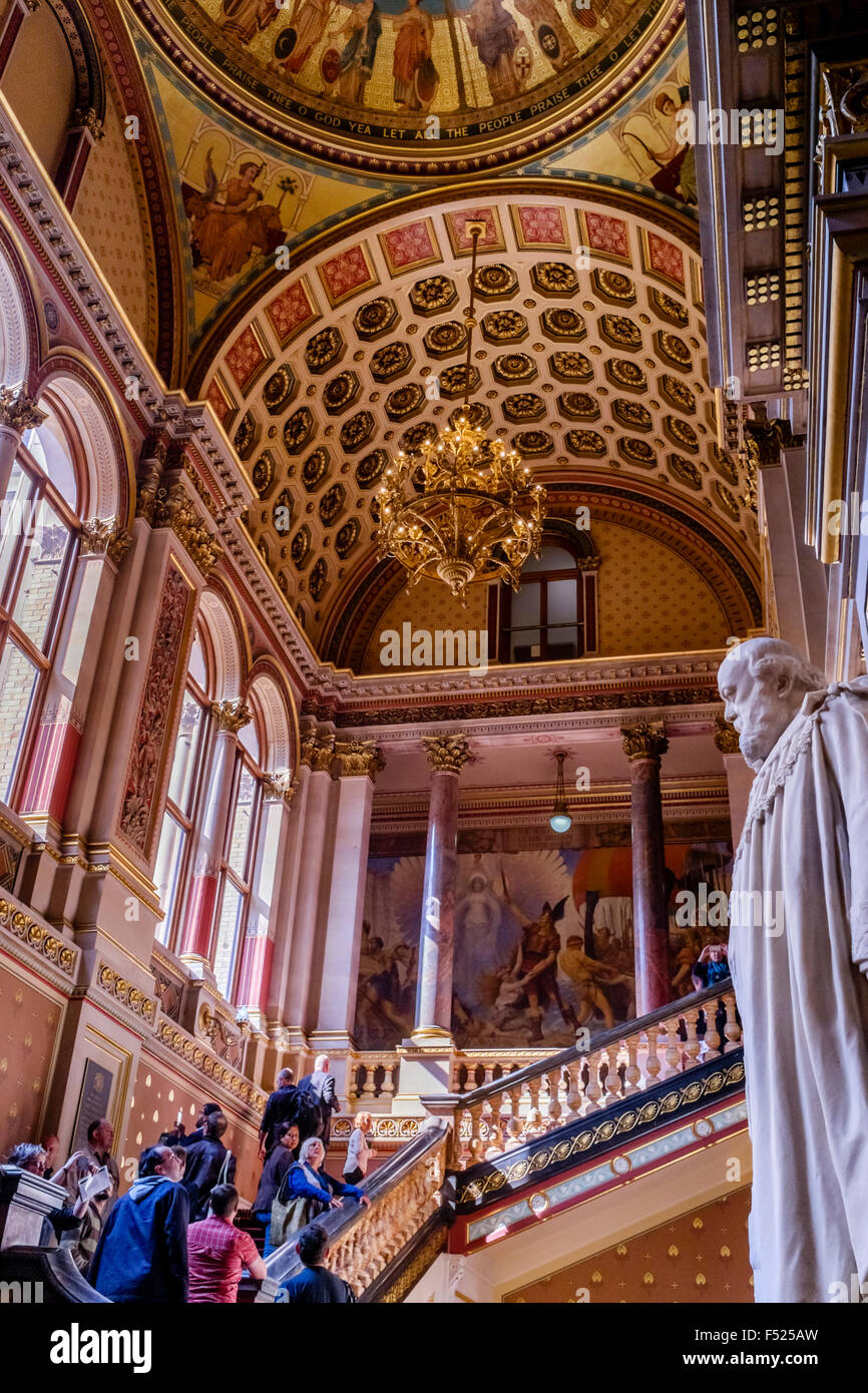 Foreign office interior hi-res stock photography and images - Alamy