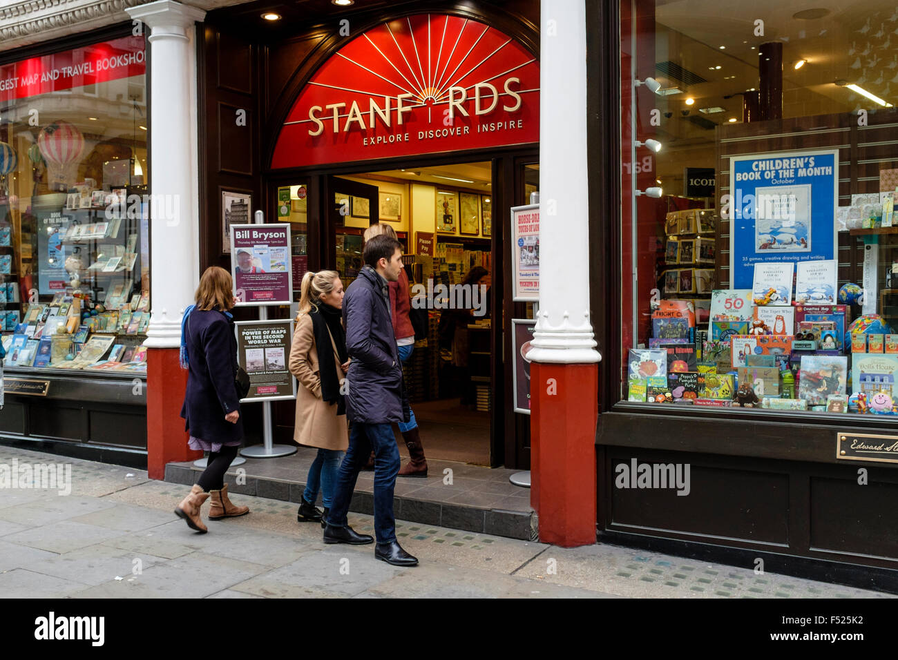 Stanfords bookshop in london hi-res stock photography and images - Alamy