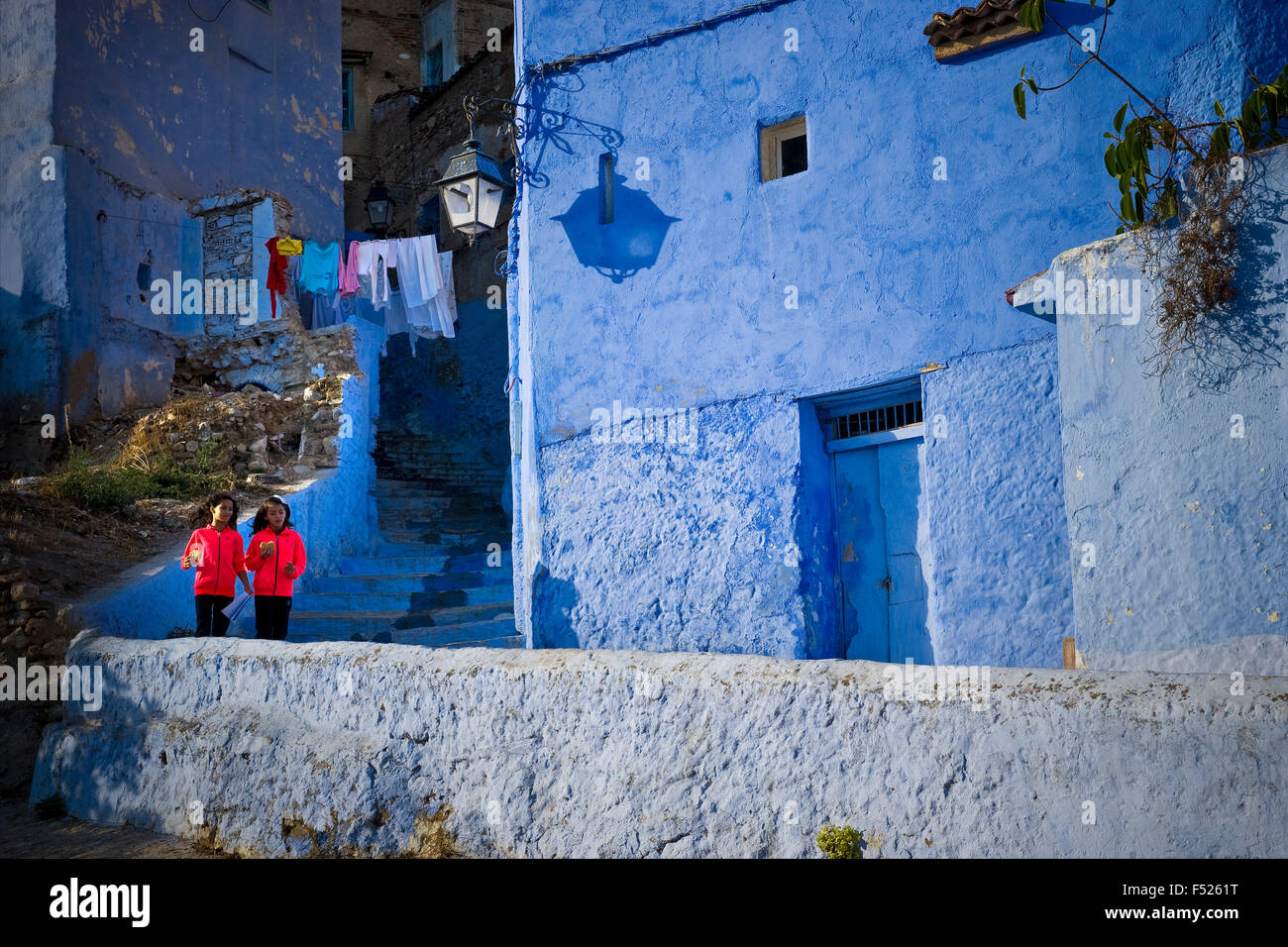 Morocco chefchaouen girls hi-res stock photography and images - Alamy