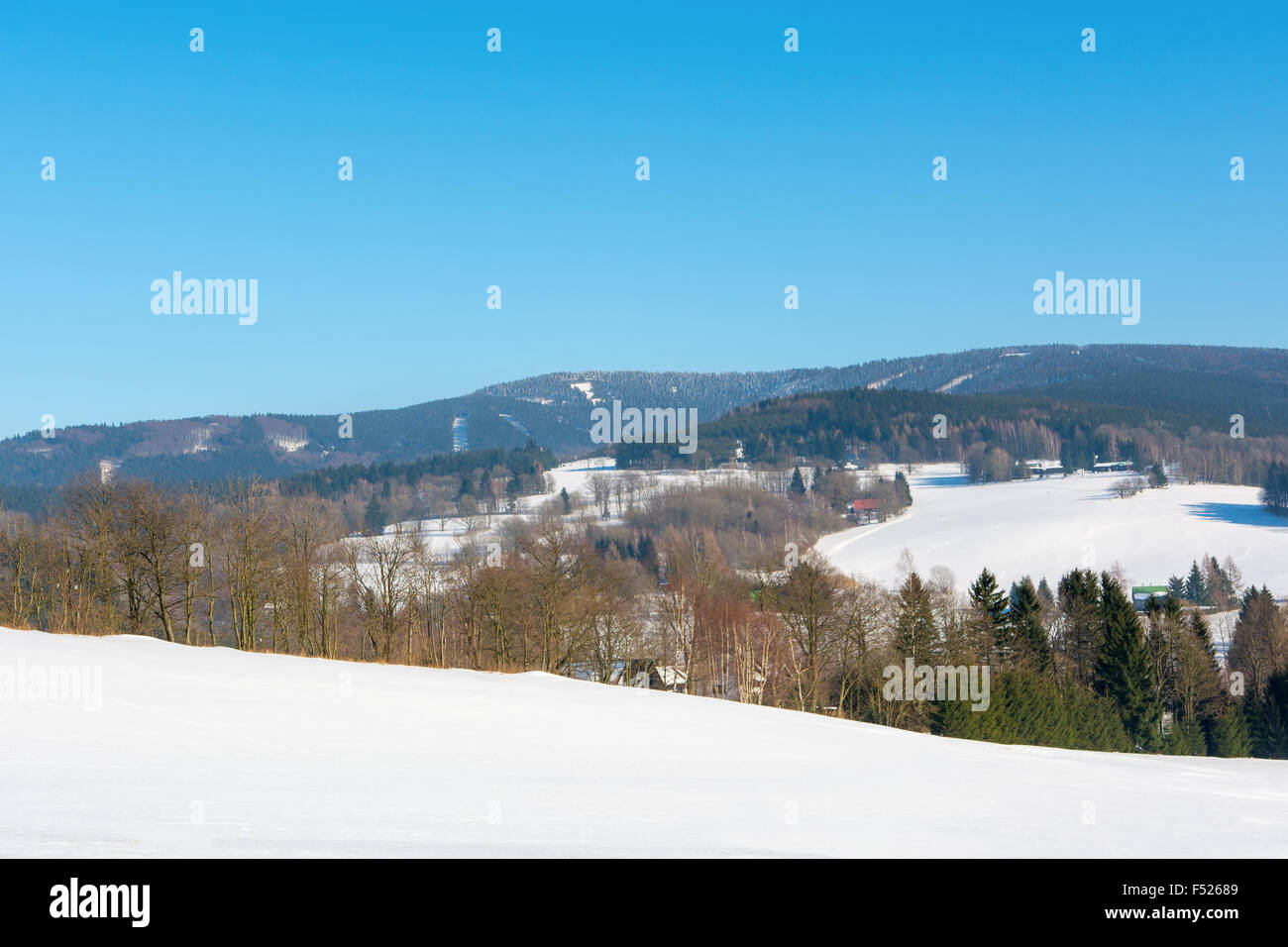 Beautiful snowy alpine mountain landscape hi-res stock photography and ...