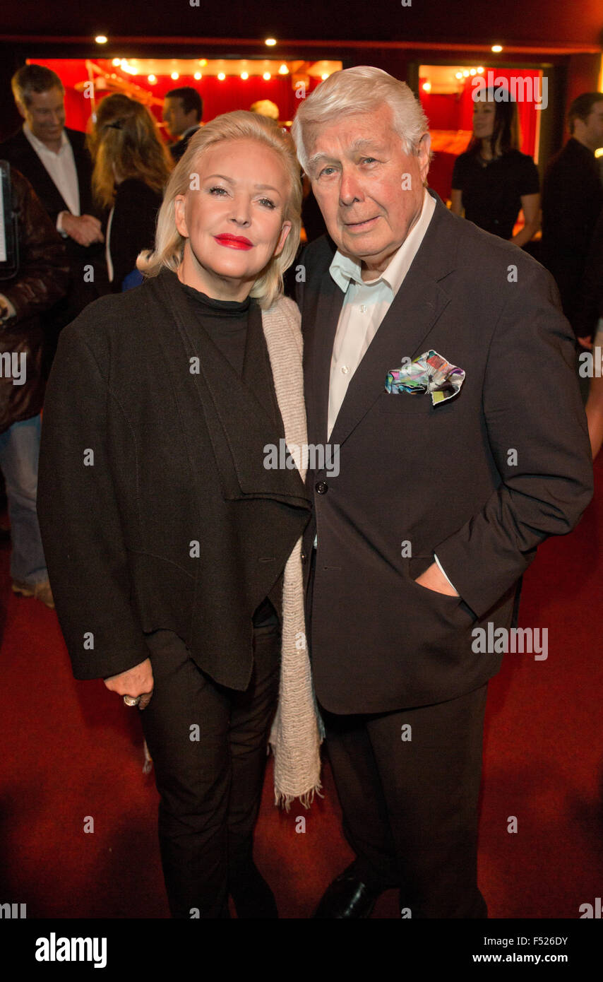 Berlin, Germany. 26th Oct, 2015. Singer and actress Angelika Milster ...