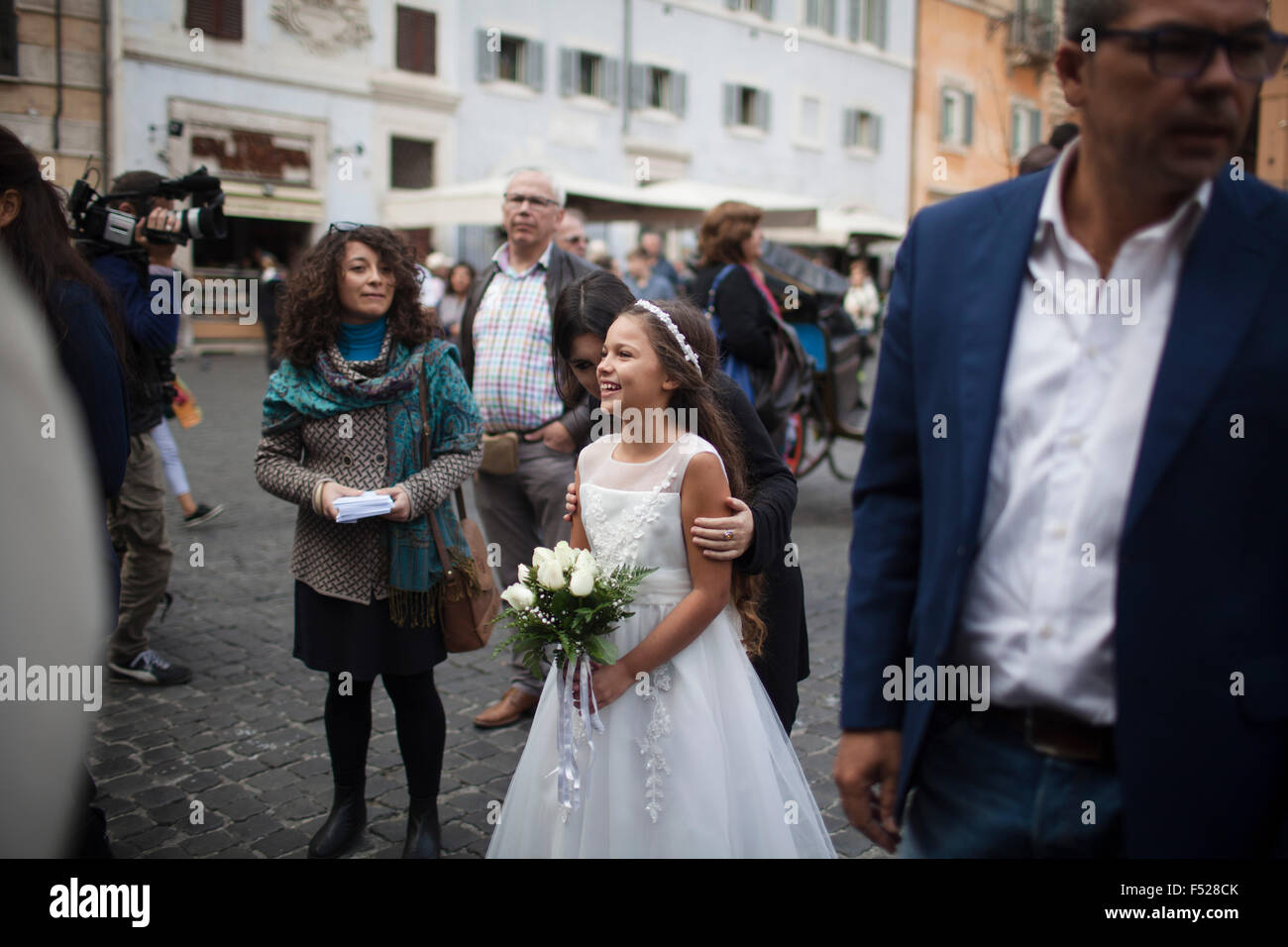 Rome, Italy. 26th Oct, 2015. Giorgia, ten years old, performing a fake ...