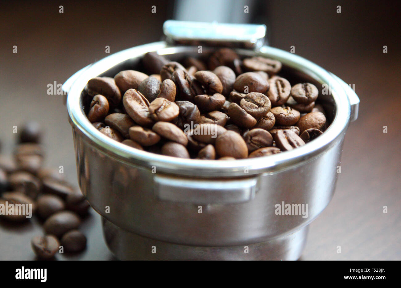 Coffee grains hi-res stock photography and images - Alamy