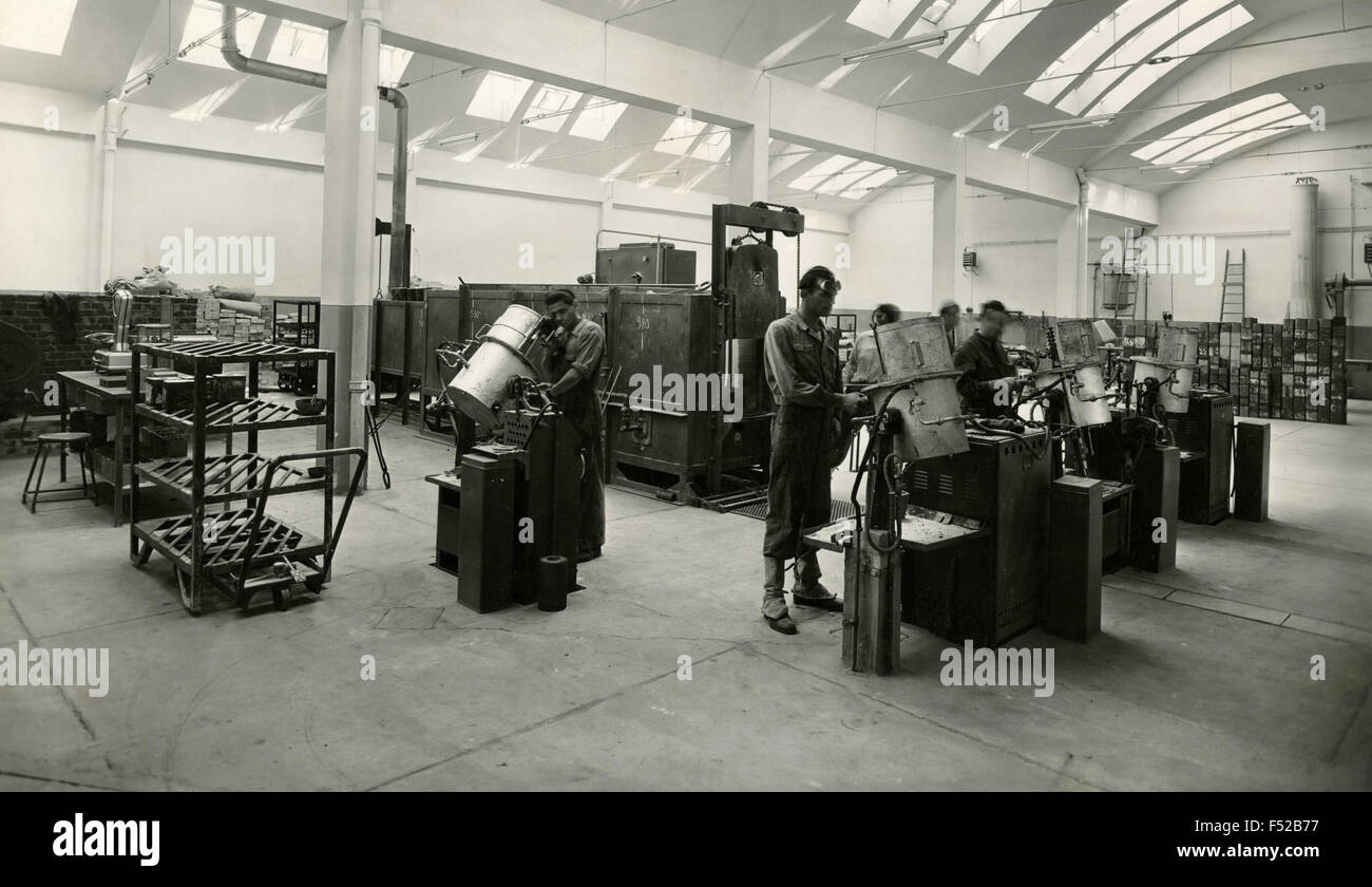 1940s foundry hi-res stock photography and images - Alamy