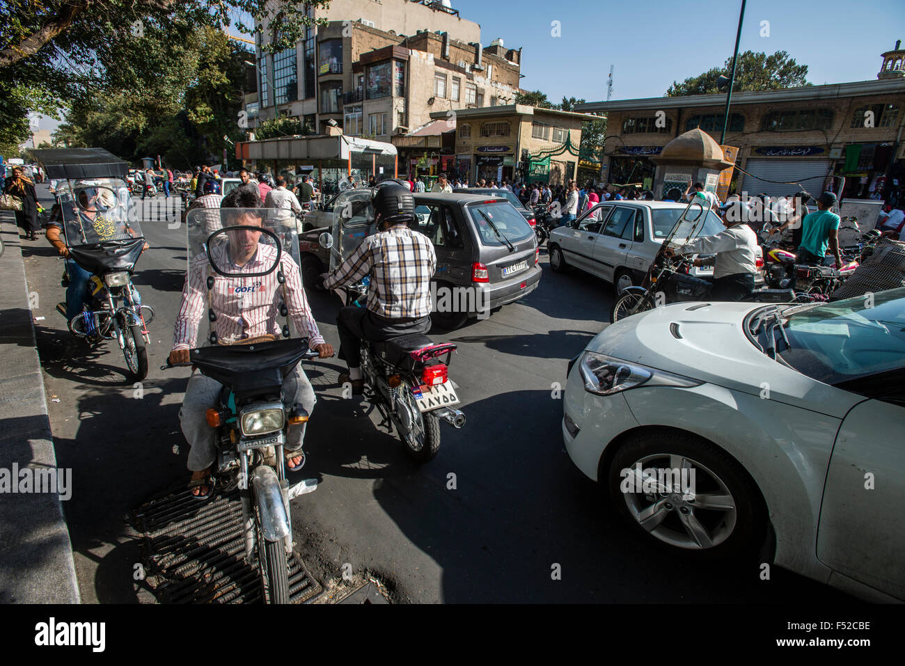 Heavy traffic tehran iran hi-res stock photography and images - Alamy