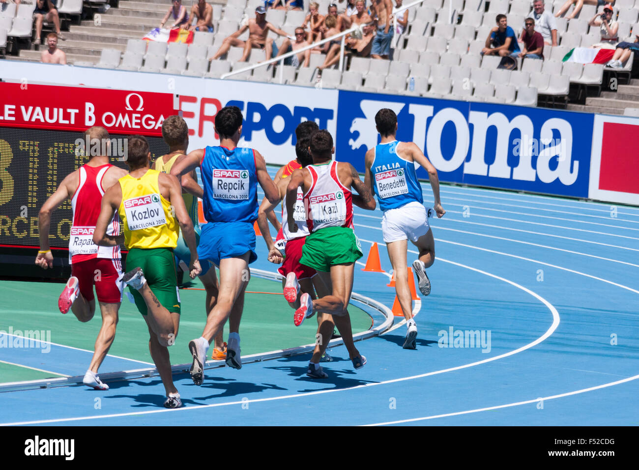 Athletics 800 hi-res stock photography and images - Alamy