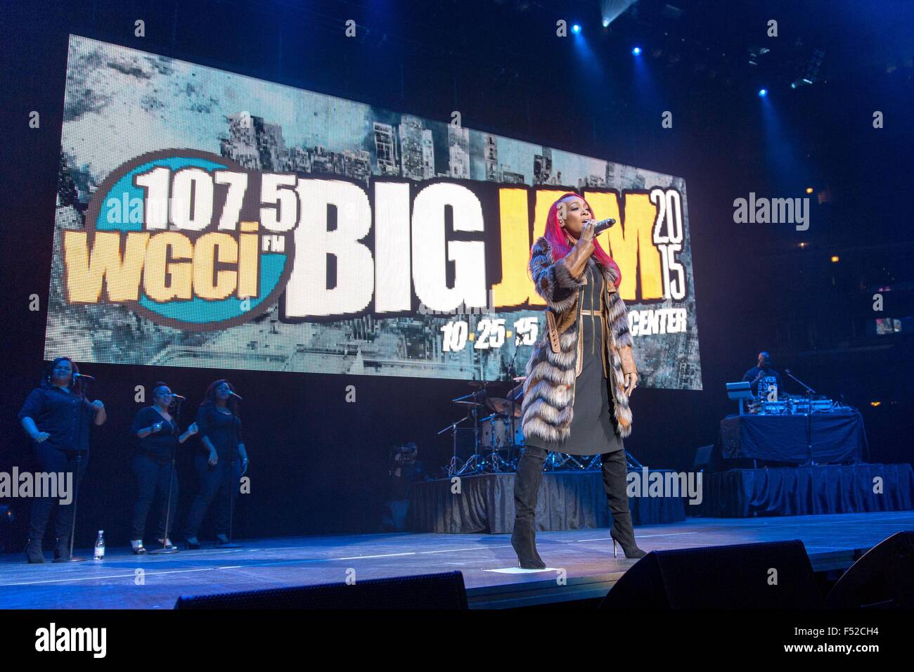 Chicago, Illinois, USA. 25th Oct, 2015. Singer MONICA performs live on ...