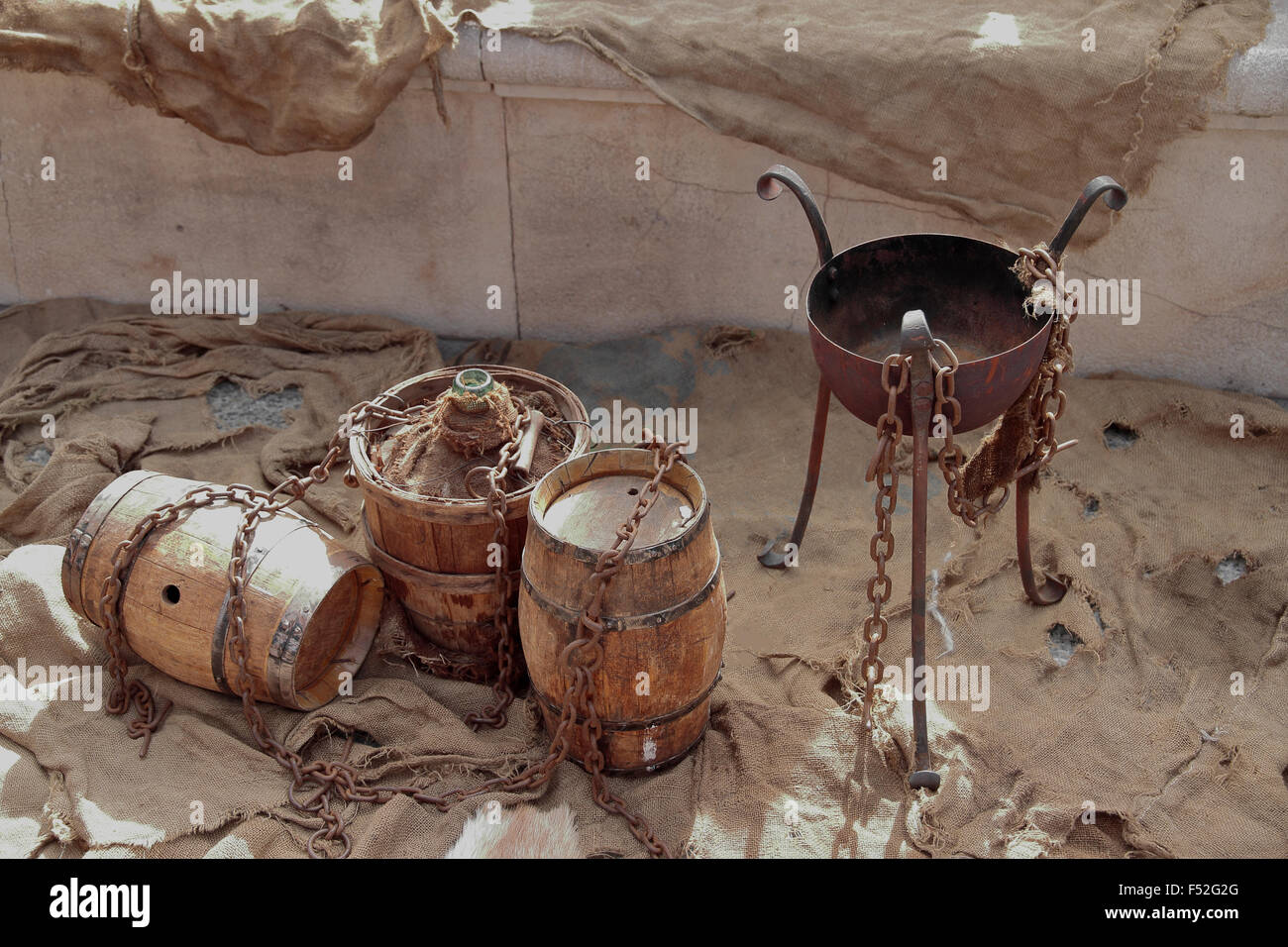 Ancient medieval barrels hi-res stock photography and images - Alamy