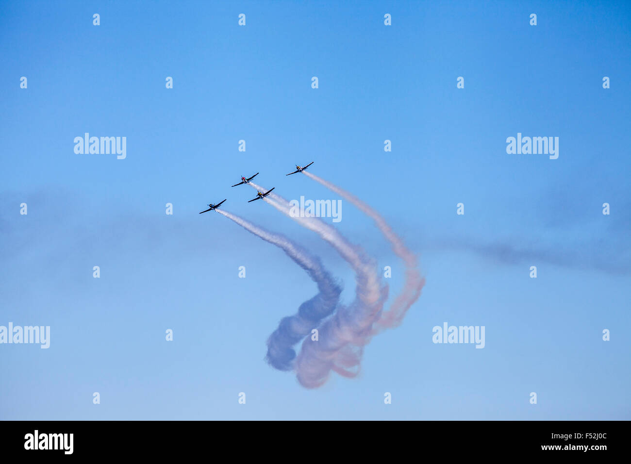Team formation hi-res stock photography and images - Alamy