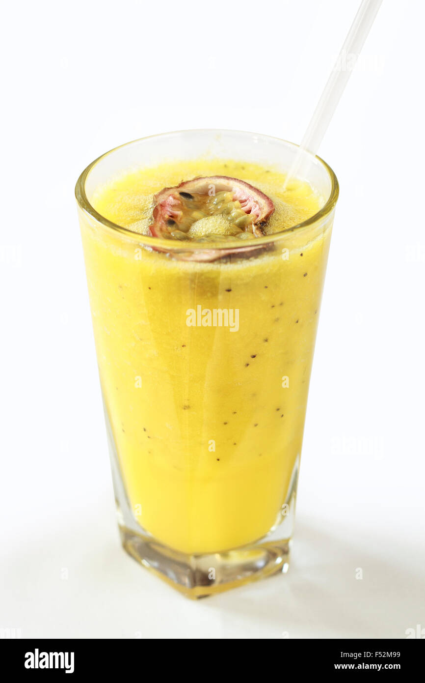 Mango and passion fruit juice hi-res stock photography and images - Alamy