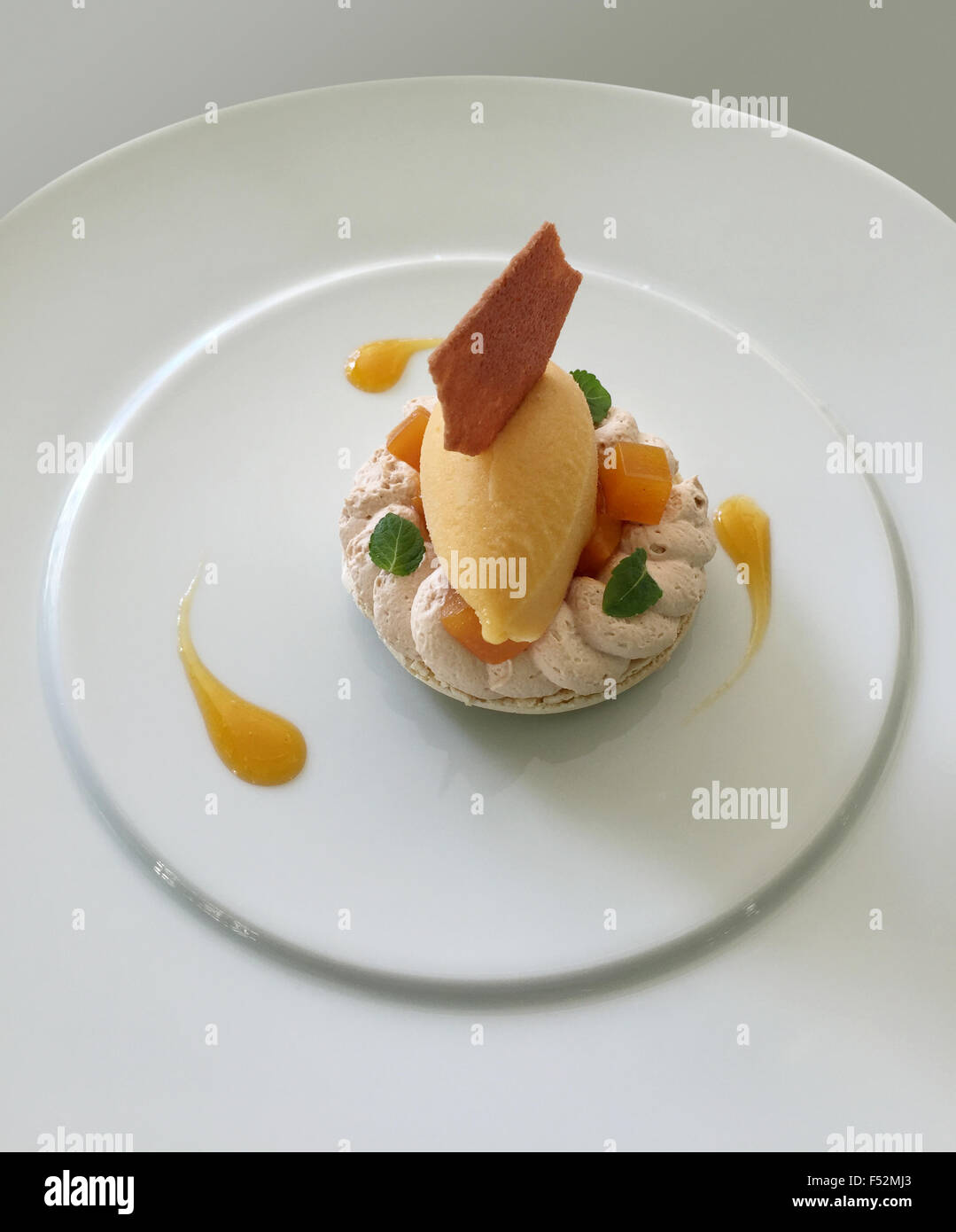 An exquisite dessert hi-res stock photography and images - Alamy