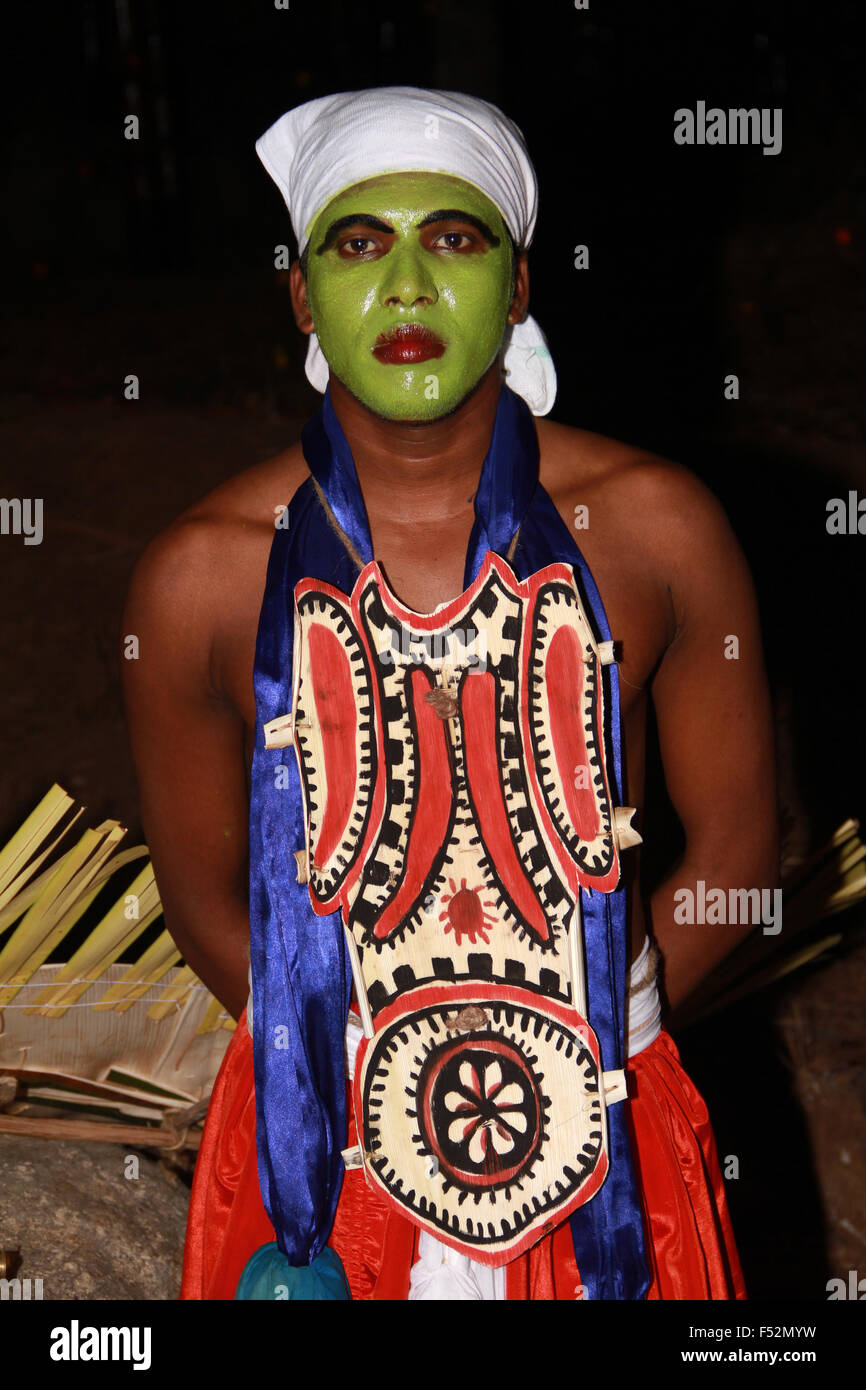 Old tribal man kerala hi-res stock photography and images - Alamy