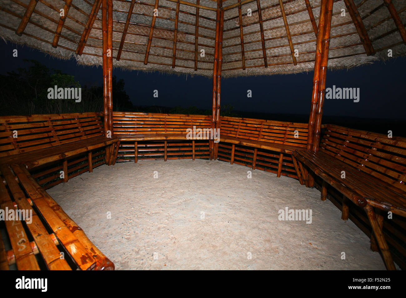 Indian village hut made hi-res stock photography and images - Alamy