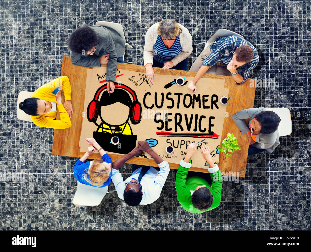 Customer service call center hi-res stock photography and images - Alamy