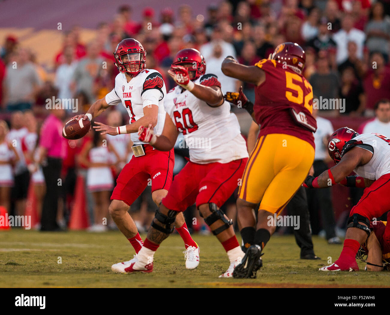 Los Angeles, CA, USA. 24th Oct, 2015. Utah Utes quarterback (7) Travis ...