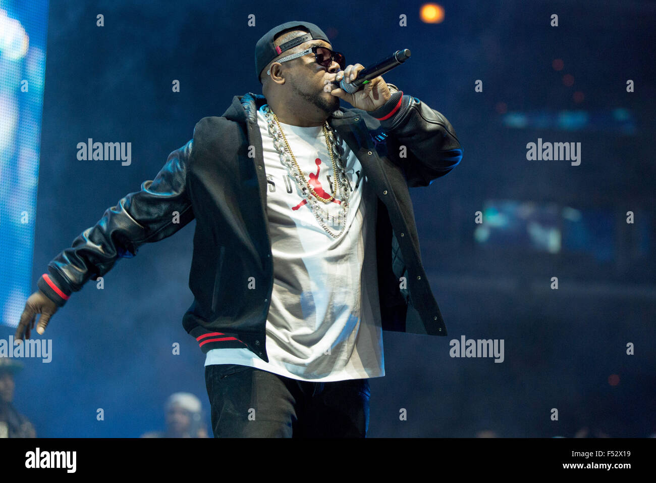 Chicago, Illinois, USA. 25th Oct, 2015. Rapper TWISTA performs live on ...