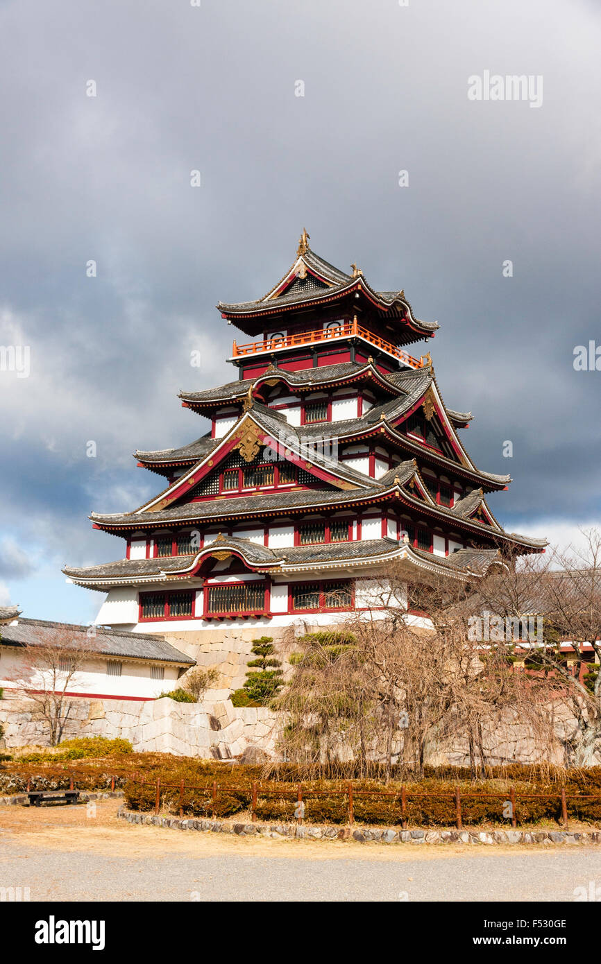 Fushimi momoyama castle hi-res stock photography and images - Alamy