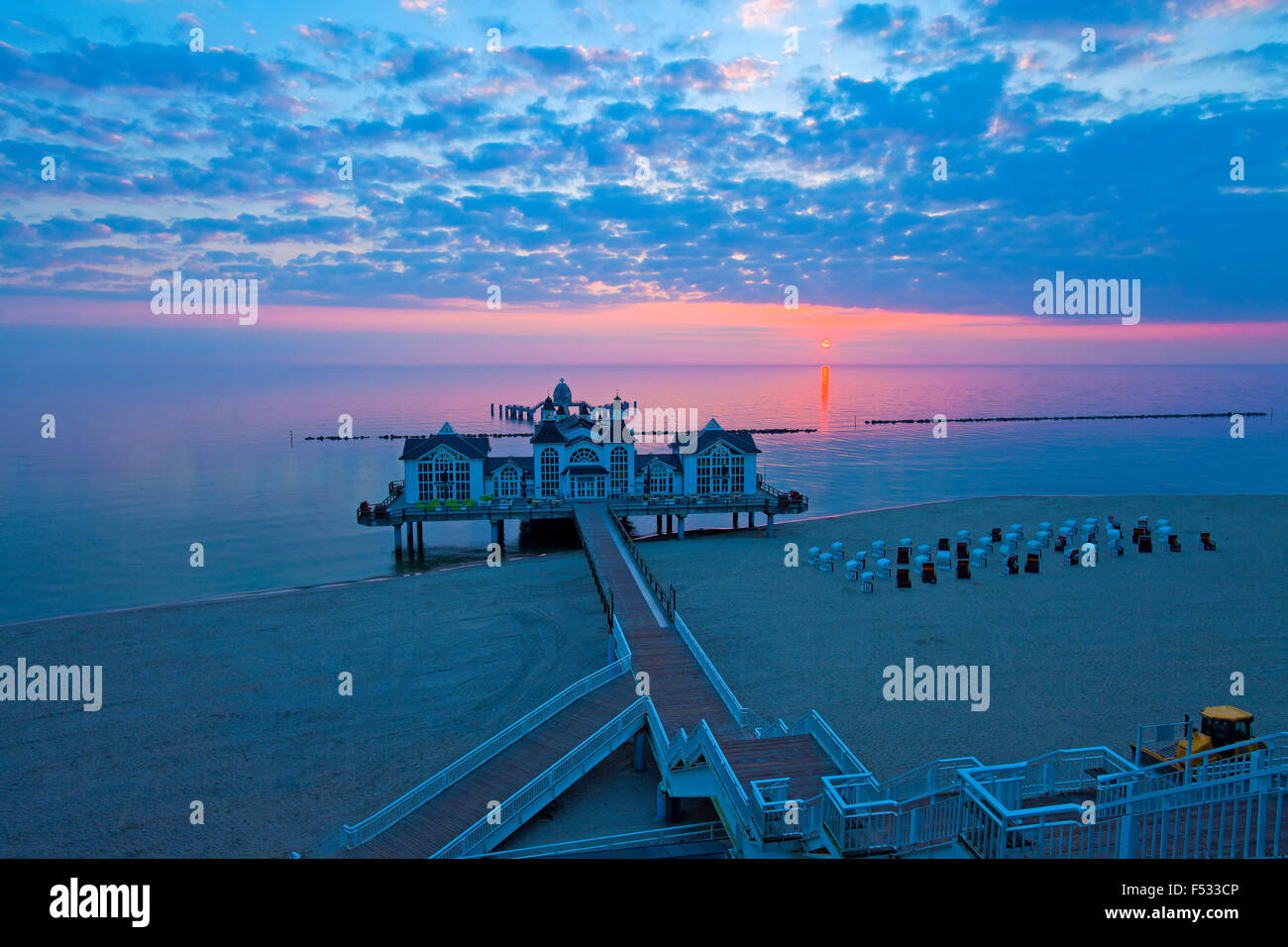 Europe, Germany, Mecklenburg-Western Pomerania, Rügen, bathing place ...