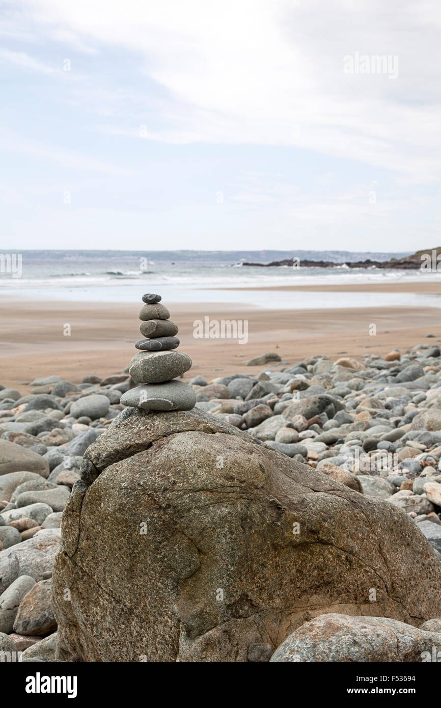 stone tower, balance, pebble stones, beach Stock Photo - Alamy