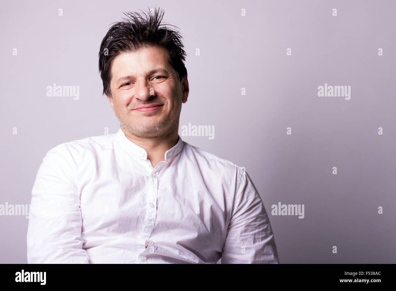 Handsome man 40s hi-res stock photography and images - Alamy Handsome man 40s hi-res stock photography and images - Alamy