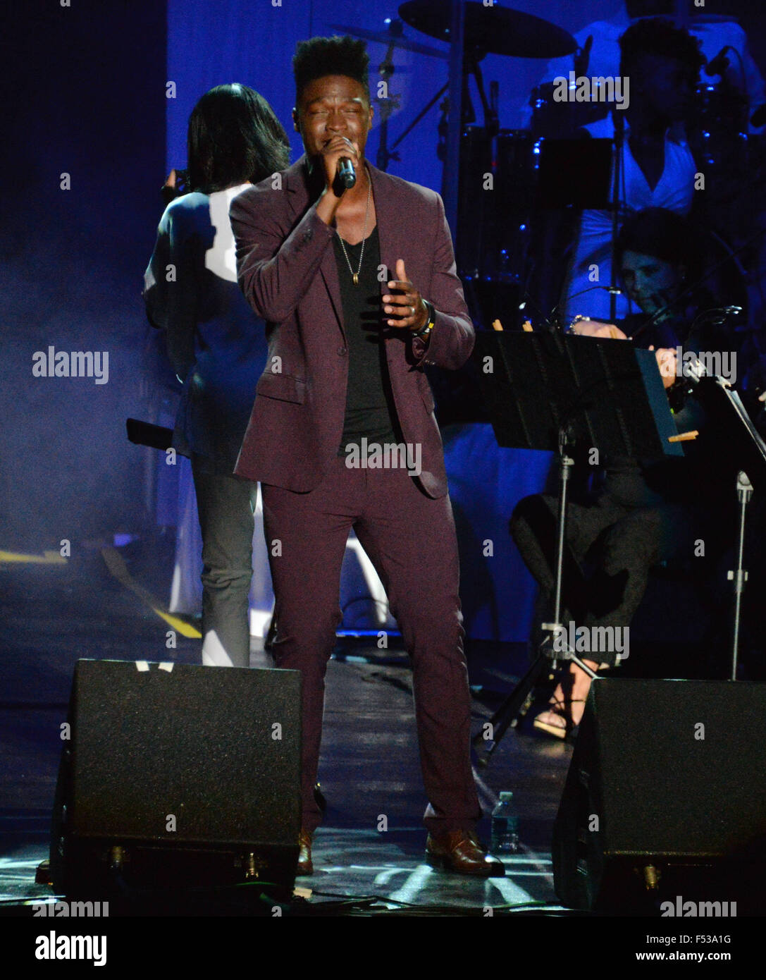 Sheryl Lee Ralphs Divas Simply Singing with Friends Featuring: Matthew ...