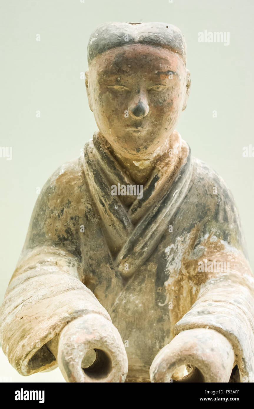 Han dynasty pottery hi-res stock photography and images - Alamy