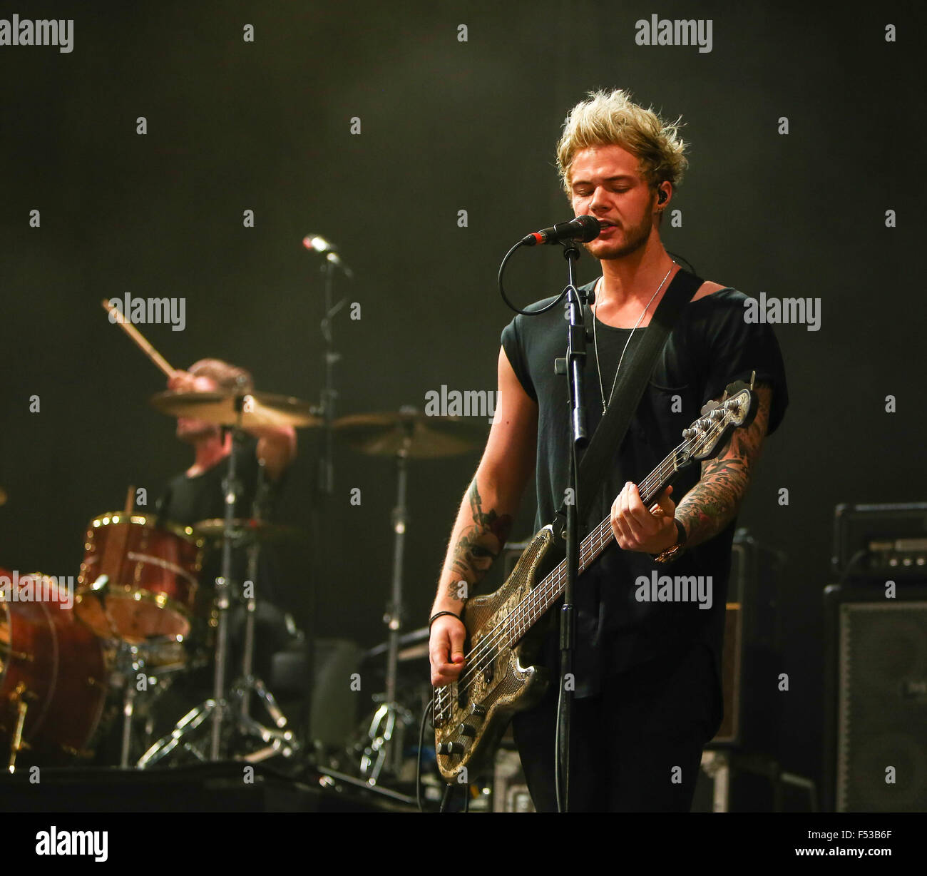 V Festival held at Hylands Park - Day 2 - Performances Featuring: Ryan ...
