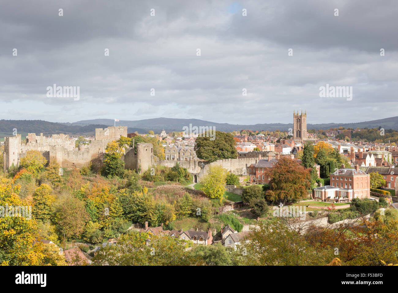 Ludlow Castle in autumn sunshine, Ludlow castle, Shropshire, England ...