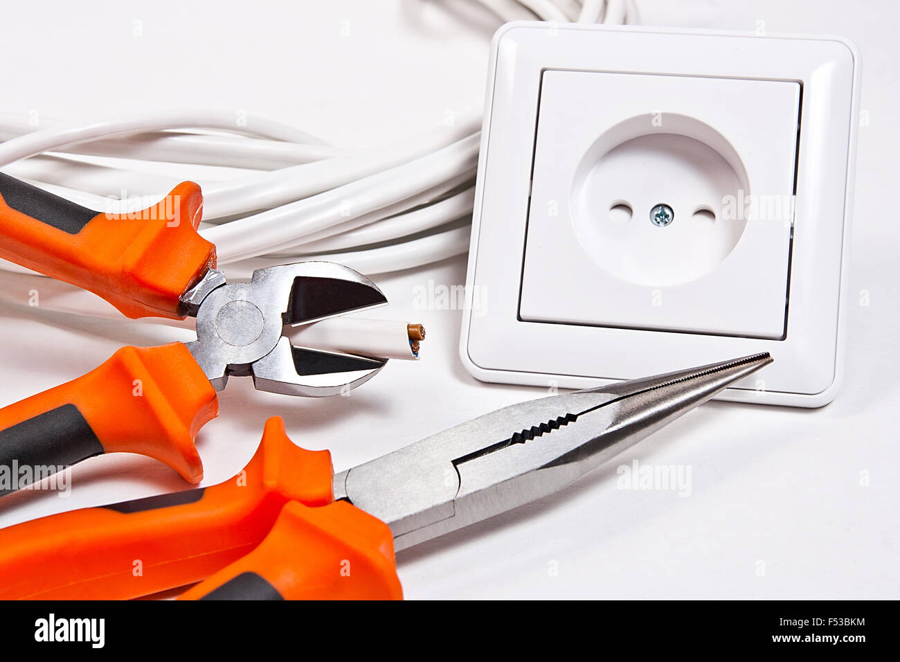 Cable and wall socket hi-res stock photography and images - Alamy