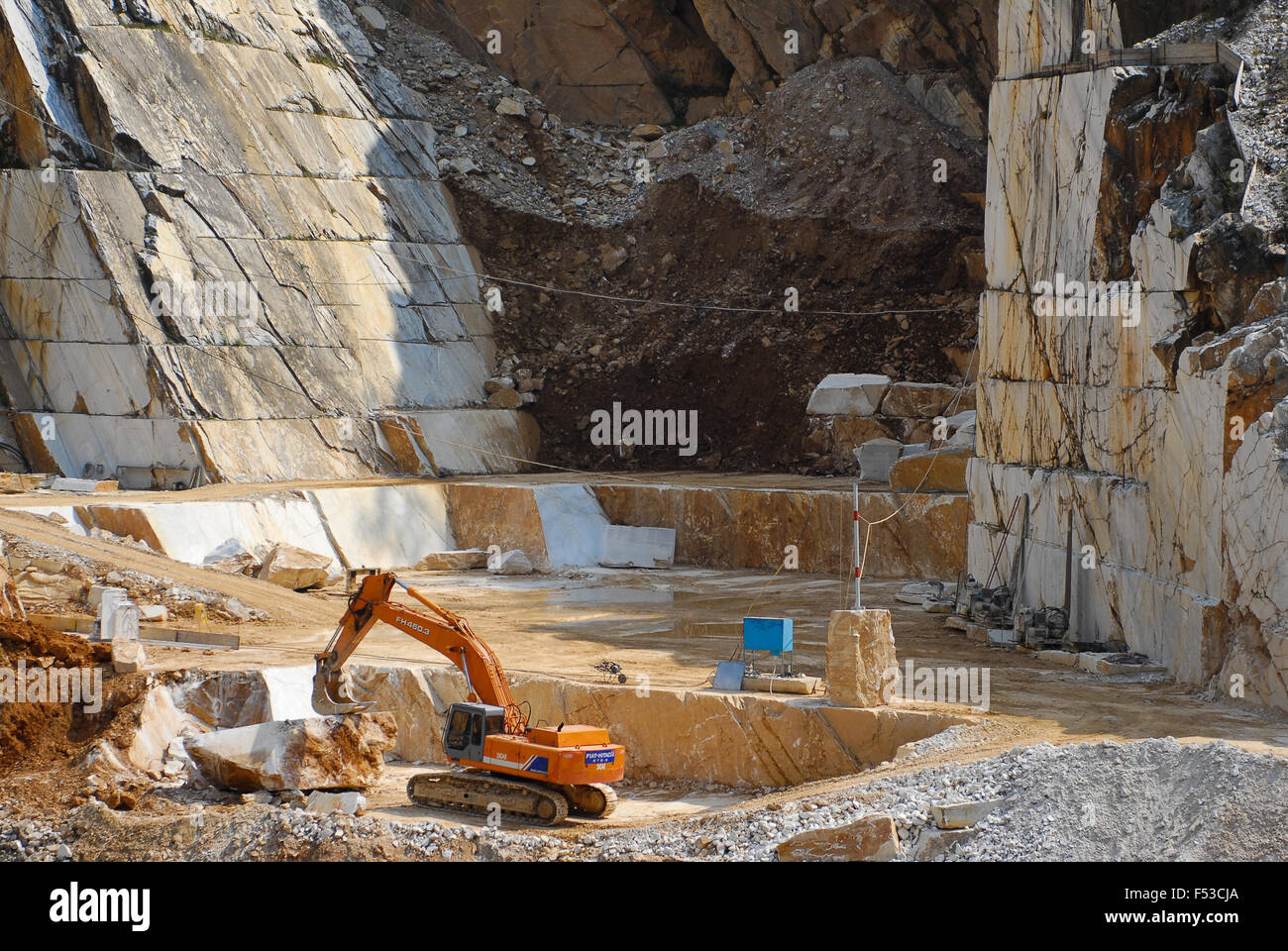 Marble Mines in Carrara italy Stock Photo - Alamy