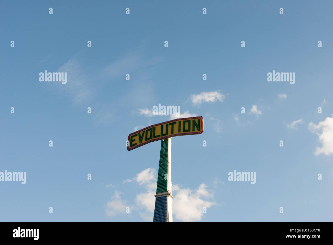 Ride elephant sign hi-res stock photography and images - Alamy
