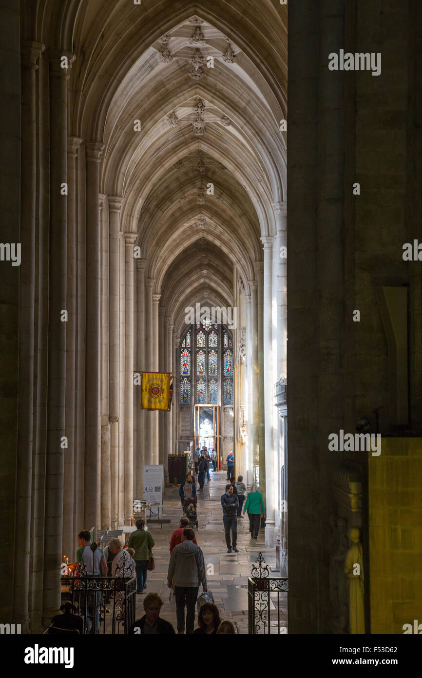Winchester cathedral interior hi-res stock photography and images - Alamy