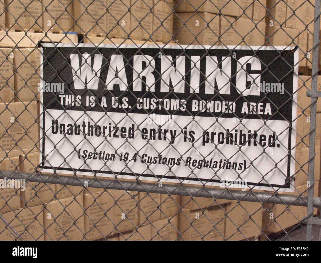 Customs bonded area hi-res stock photography and images - Alamy