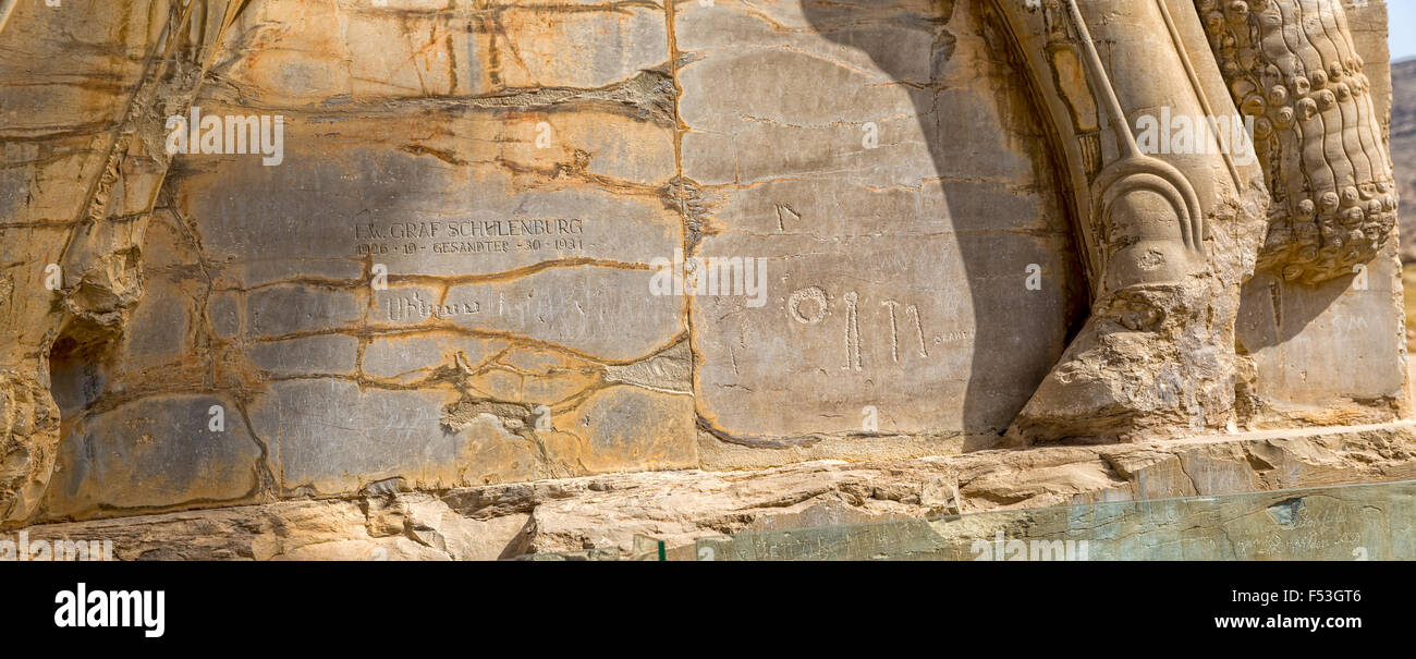 Persepolis Lamassu statues Stock Photo - Alamy