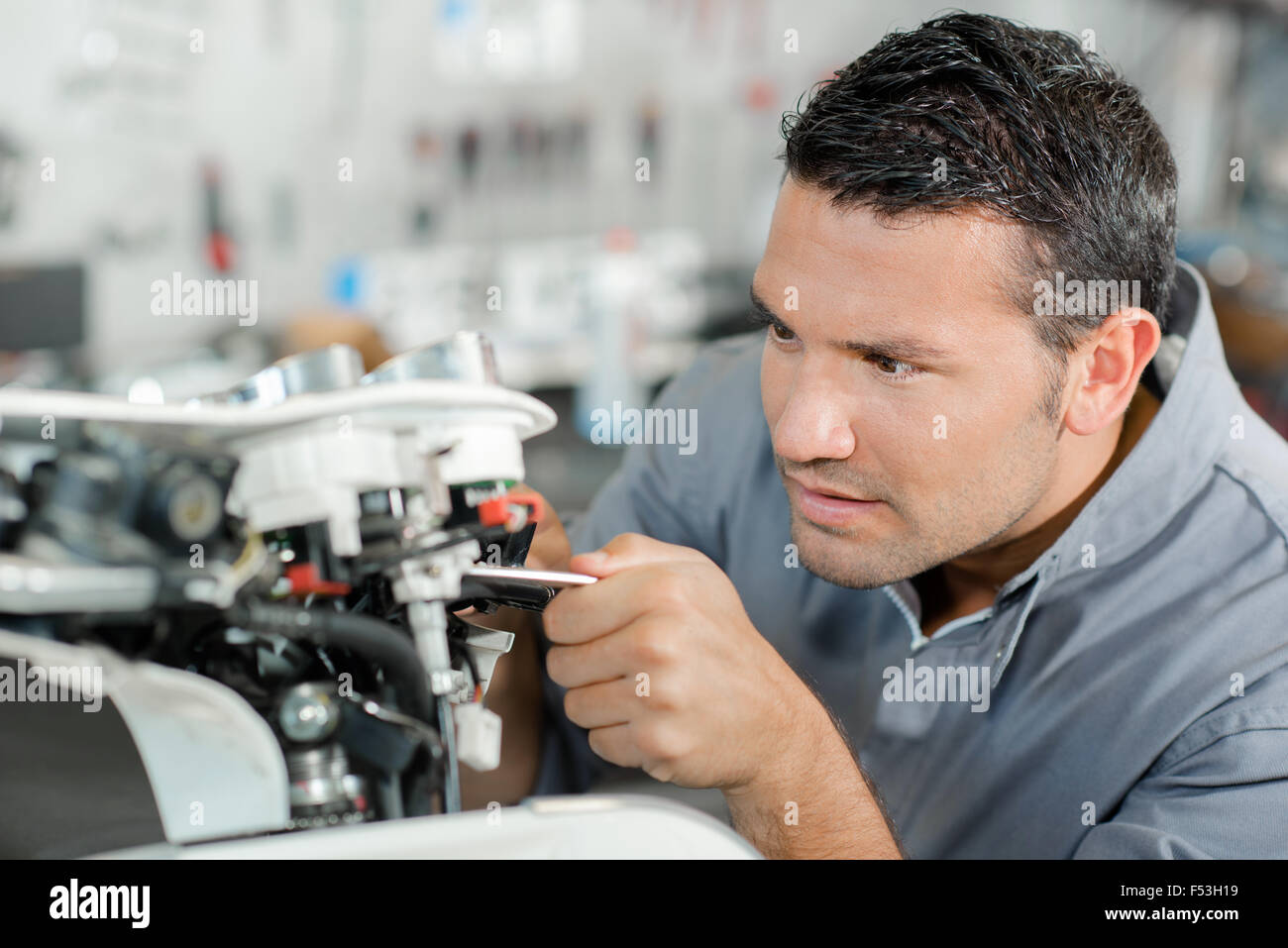 Tightening the bolt hi-res stock photography and images - Alamy