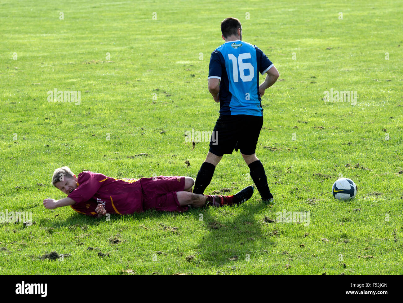 Sunday League football Stock Photo - Alamy