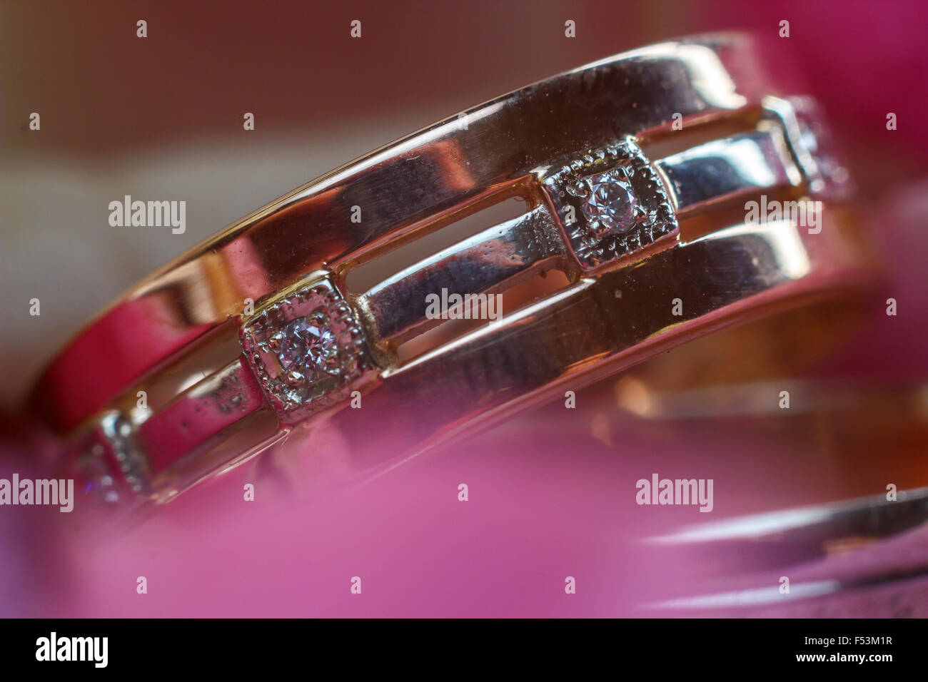 Beautiful wedding rings Stock Photo - Alamy