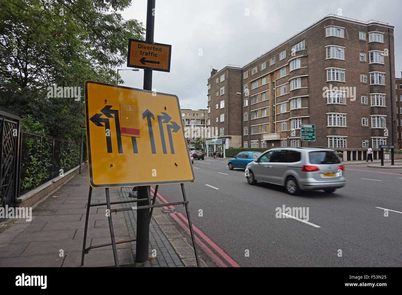 Adelaide street sign hi-res stock photography and images - Alamy