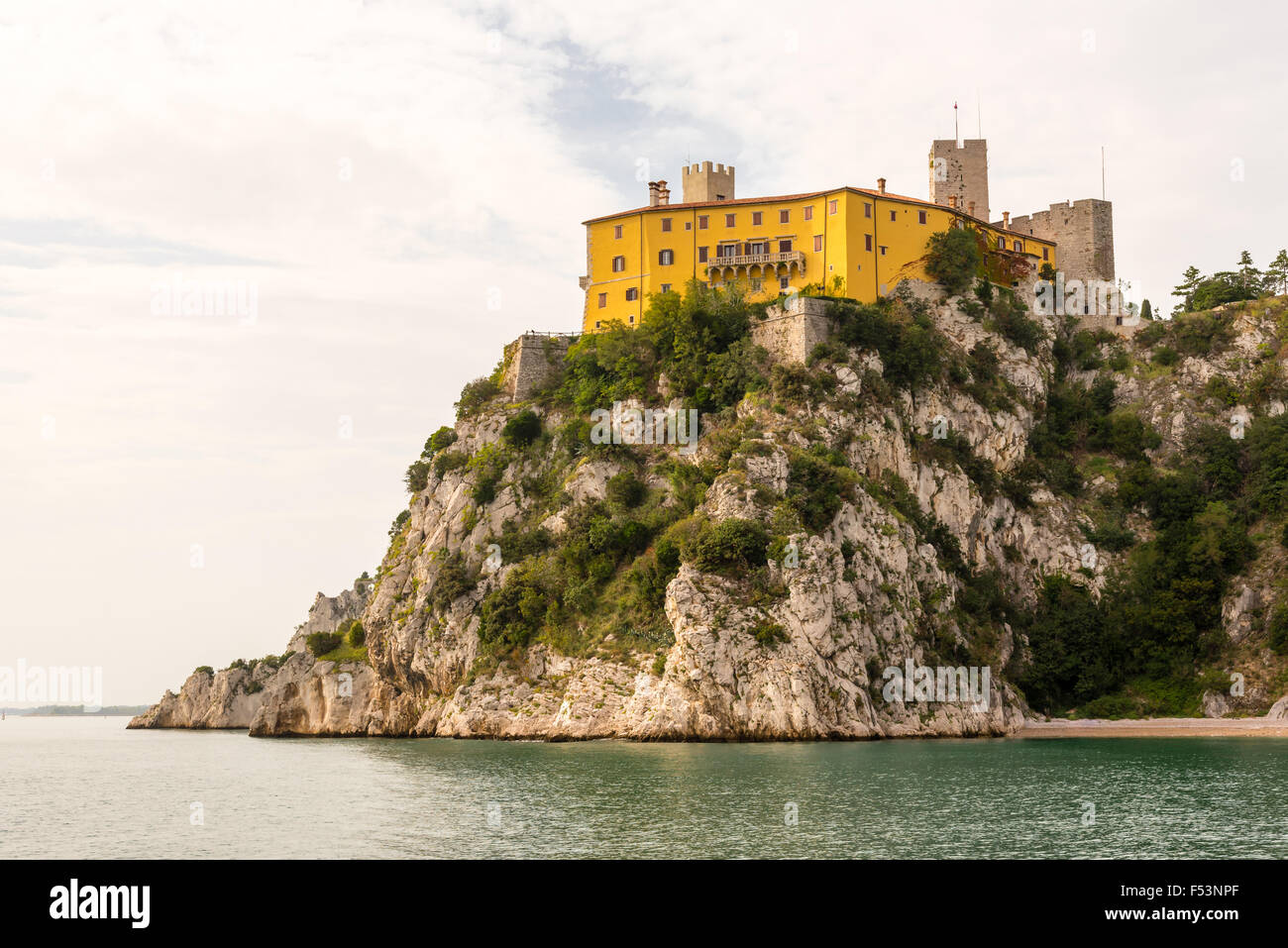 Historical duino hi-res stock photography and images - Alamy Historical duino hi-res stock photography and images - Alamy