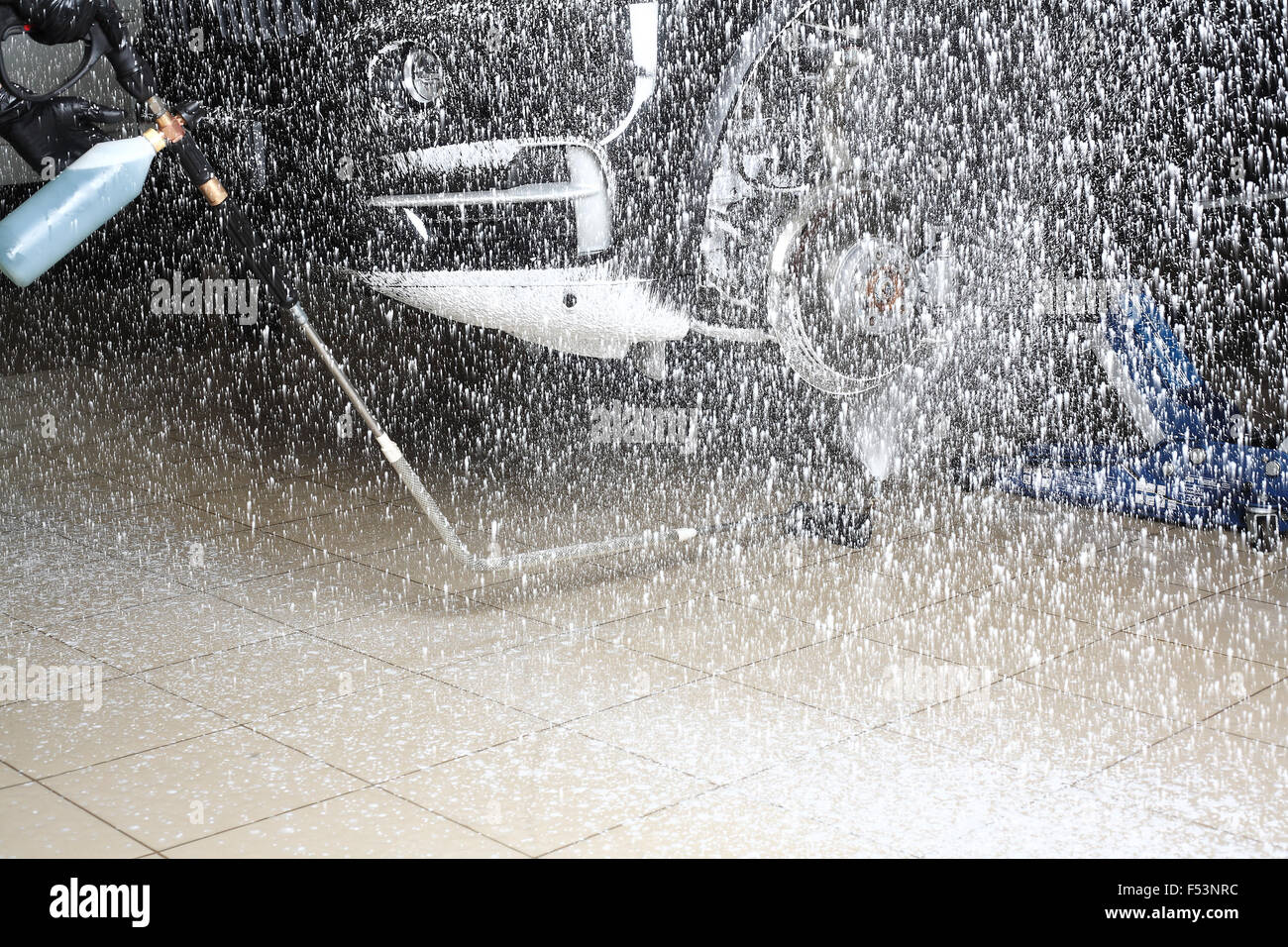 Washing car power hi-res stock photography and images - Alamy